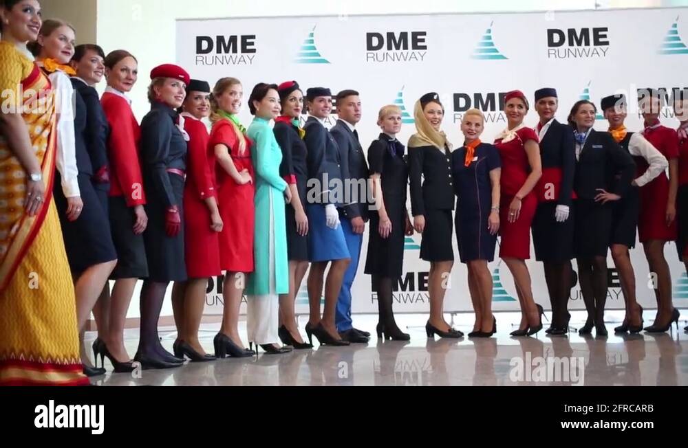 Lined up models Stock Videos & Footage - HD and 4K Video Clips - Alamy