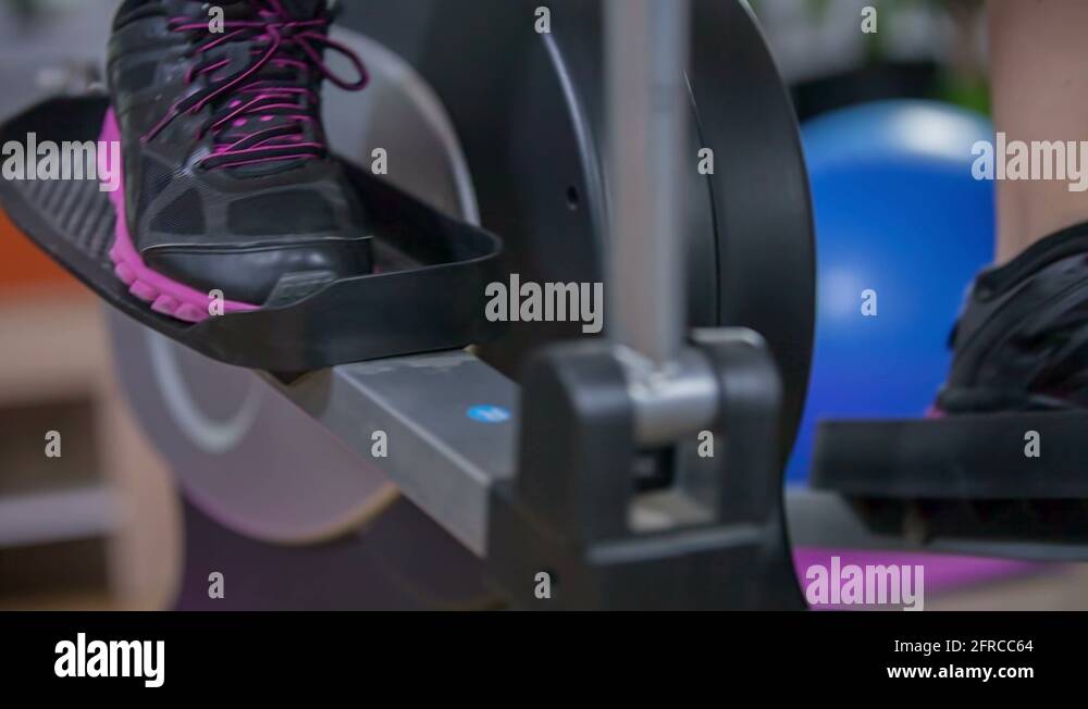 Track device Stock Videos & Footage - HD and 4K Video Clips - Alamy