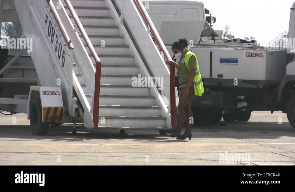 Aircraft passenger steps Stock Videos & Footage - HD and 4K Video Clips ...