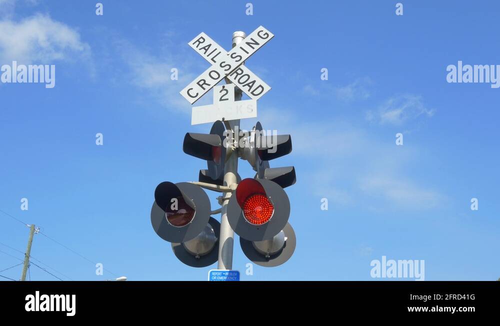 Level crossing warning lights Stock Videos & Footage - HD and 4K Video ...