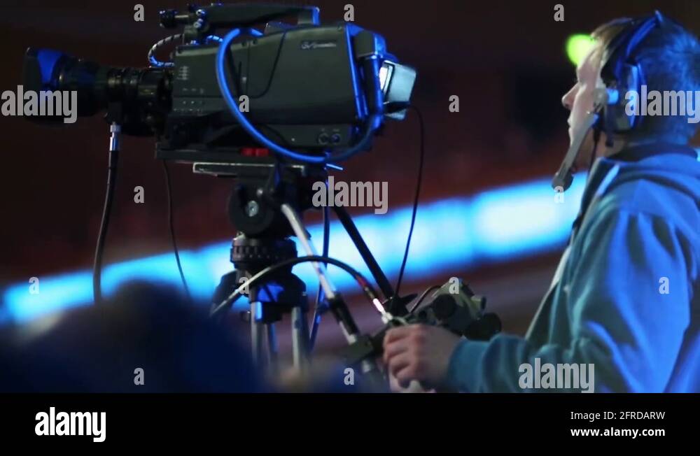 Video performances Stock Videos & Footage - HD and 4K Video Clips - Alamy