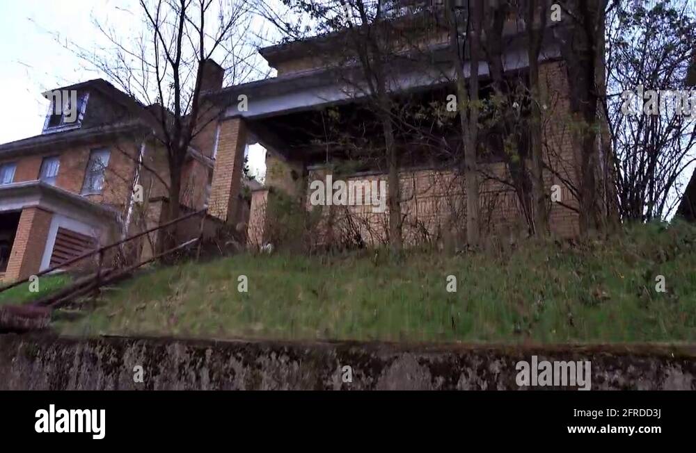 Serial house Stock Videos & Footage - HD and 4K Video Clips - Alamy