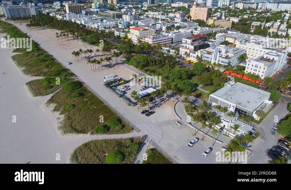 Miami deco drive Stock Videos & Footage - HD and 4K Video Clips - Alamy