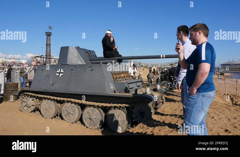 German weapons Stock Videos & Footage - HD and 4K Video Clips - Alamy