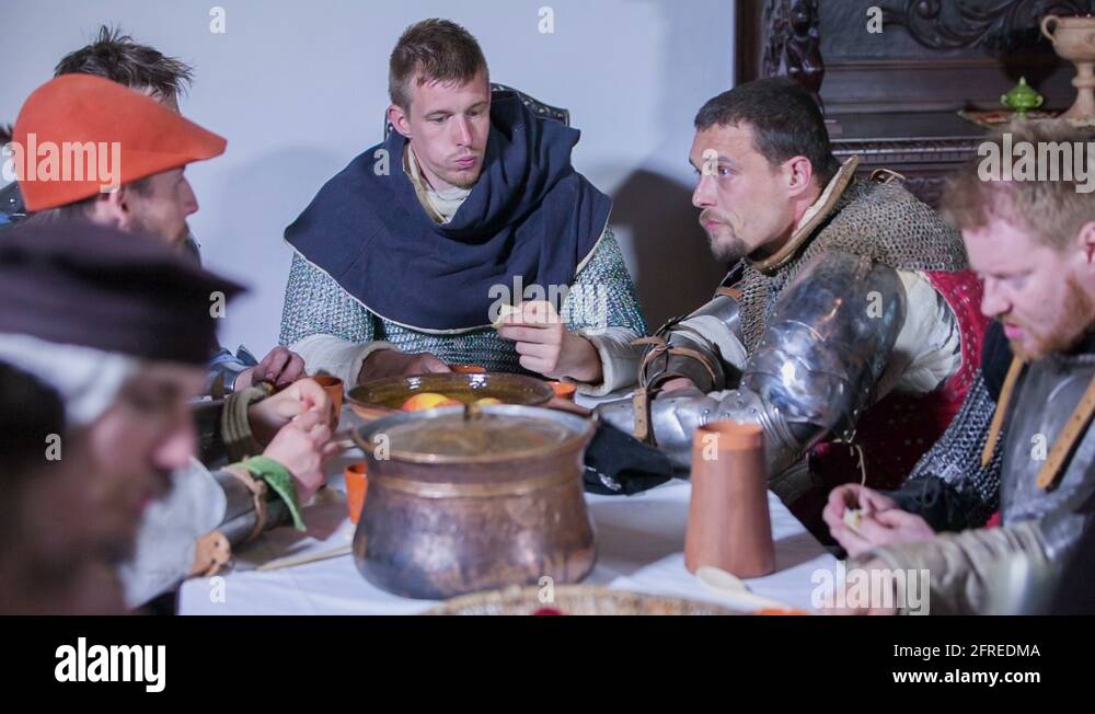 Castle dinner king queen Stock Videos & Footage - HD and 4K Video Clips ...