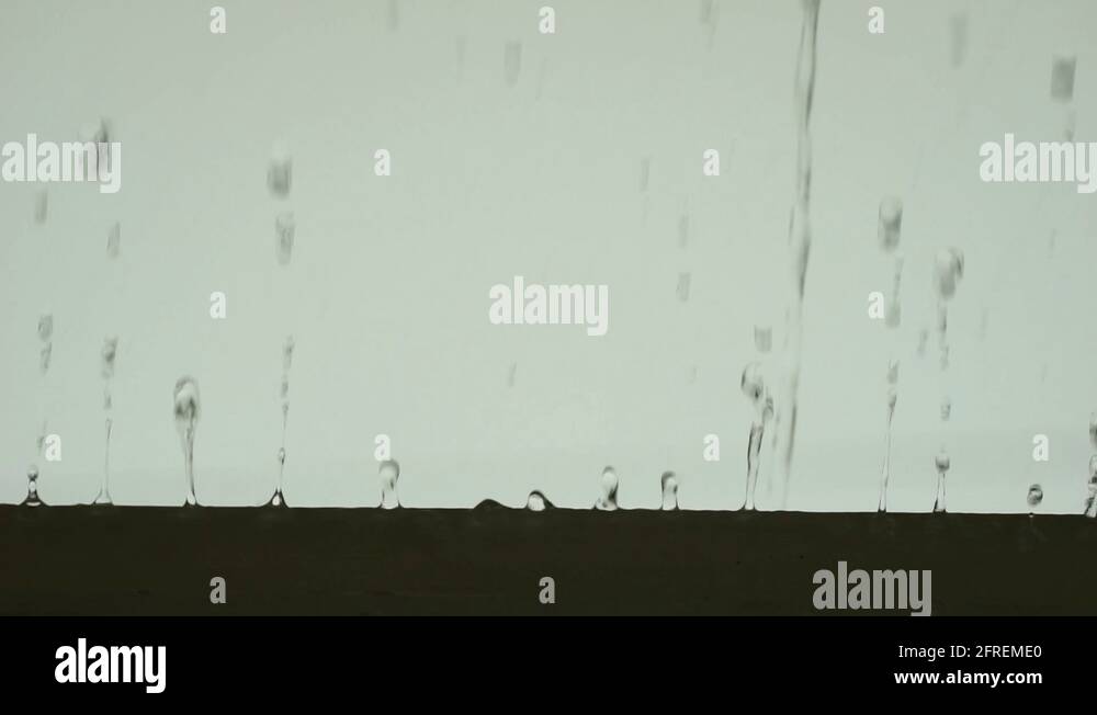Rain falling from gutter Stock Videos & Footage - HD and 4K Video Clips ...
