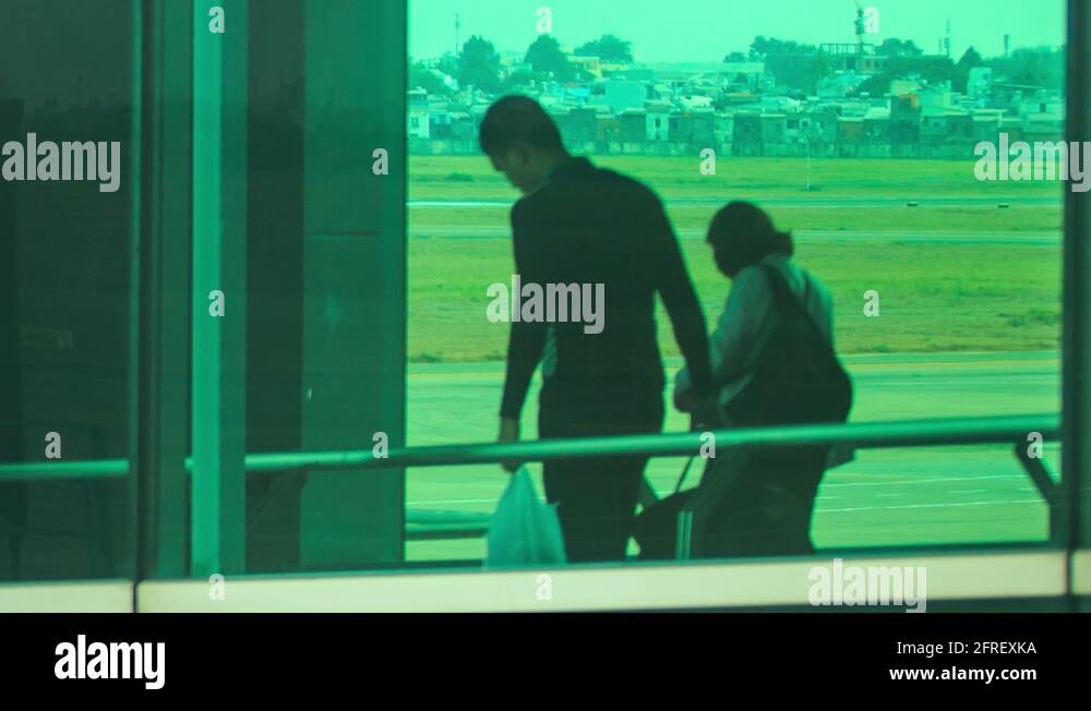 Loading bridge Stock Videos & Footage - HD and 4K Video Clips - Alamy