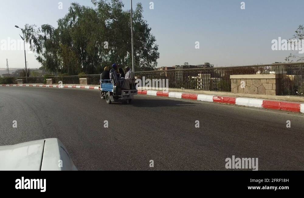 Three wheeler transport Stock Videos & Footage - HD and 4K Video Clips ...