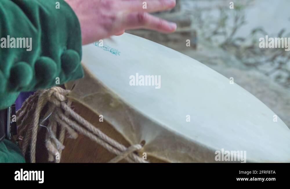 King instruments Stock Videos & Footage - HD and 4K Video Clips - Alamy