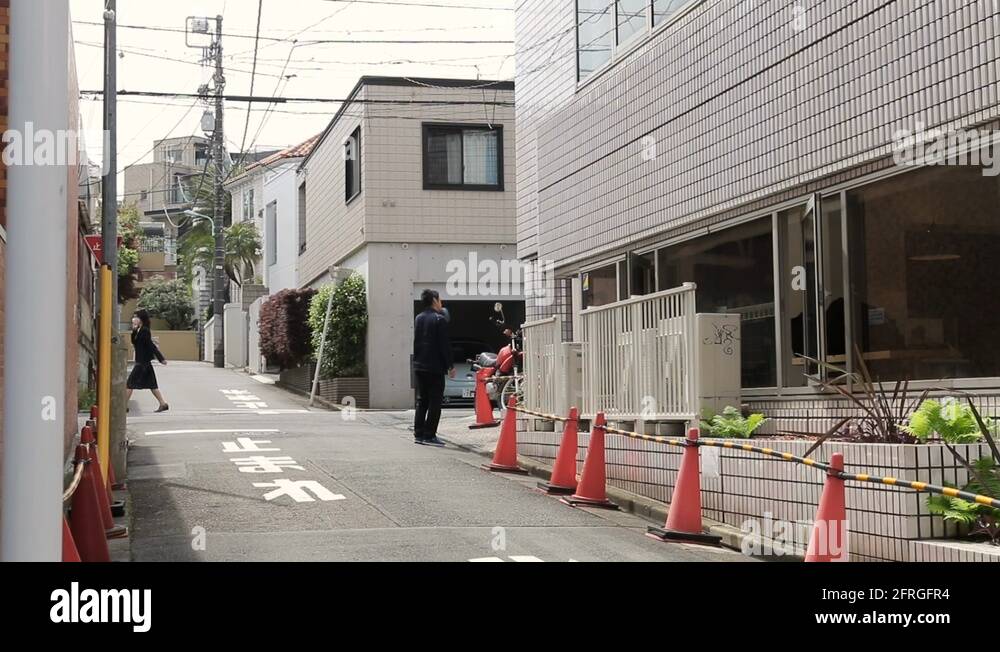 Calm street scene Stock Videos & Footage - HD and 4K Video Clips - Alamy