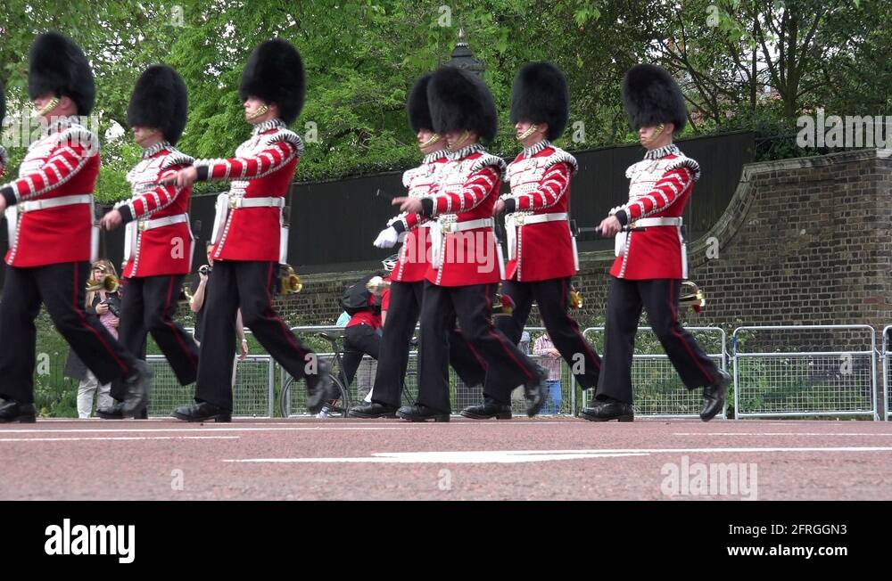 The mall london guard Stock Videos & Footage - HD and 4K Video Clips ...