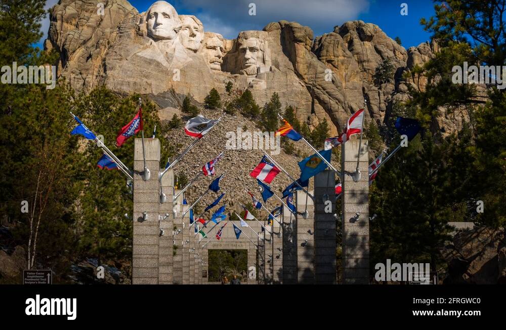 Mount rushmore national memorial and avenue of flags Stock Videos ...