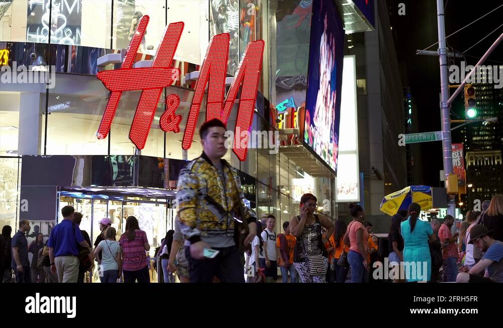 H & M store in downtown Times Square New York Stock Video Footage - Alamy