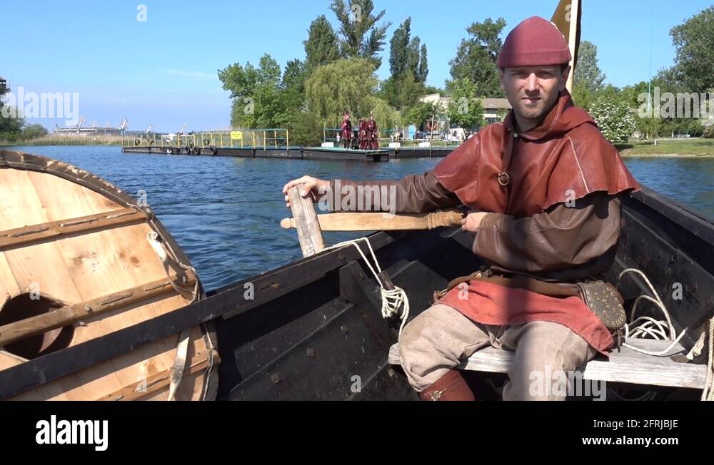 Rowing galley Stock Videos & Footage - HD and 4K Video Clips - Alamy