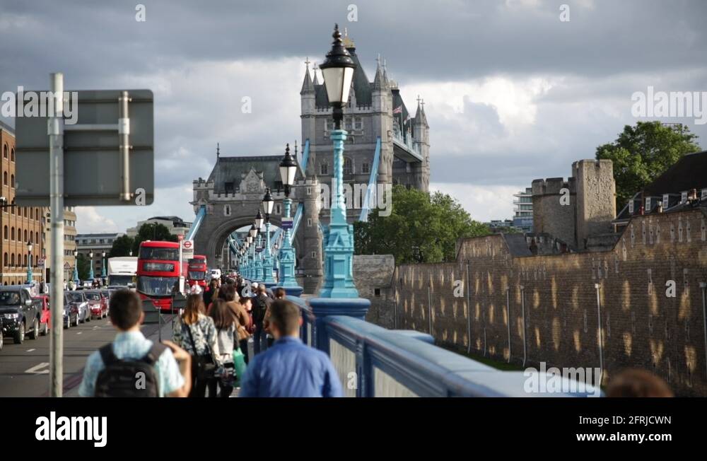 People on tower bridge Stock Videos & Footage - HD and 4K Video Clips ...