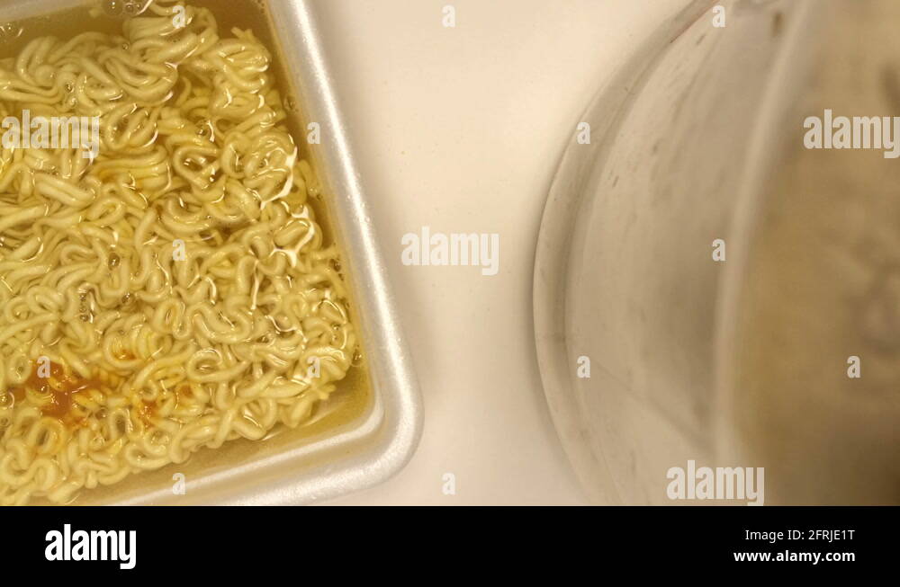 Express instant noodles Stock Videos & Footage - HD and 4K Video Clips ...