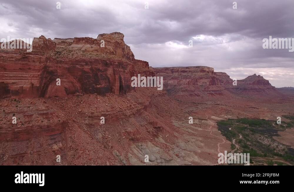 Tall buttes Stock Videos & Footage - HD and 4K Video Clips - Alamy