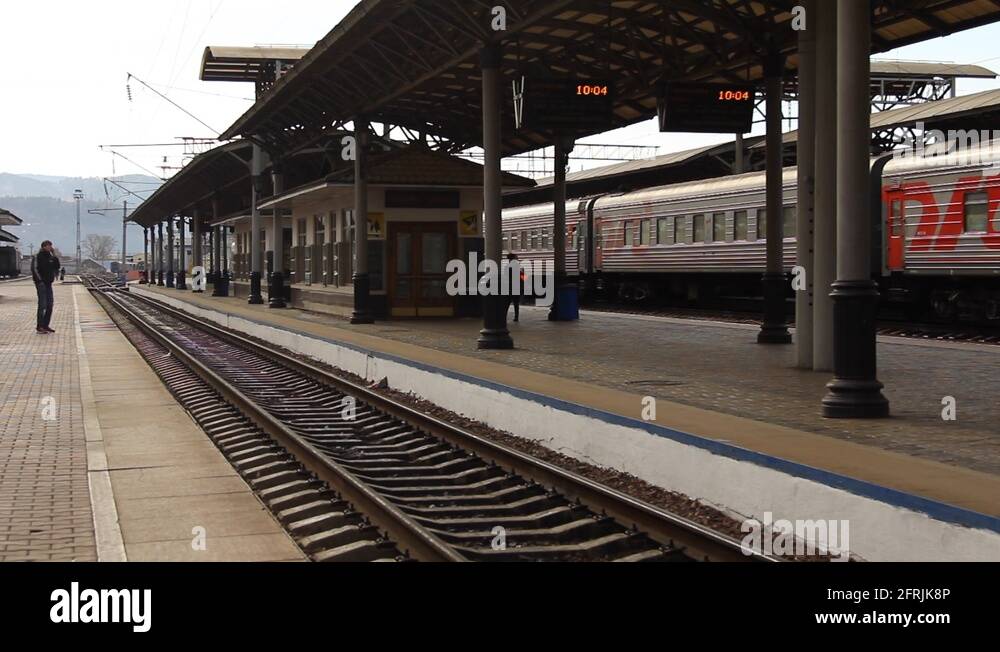 Railway railroad station platform Stock Videos & Footage - HD and 4K ...