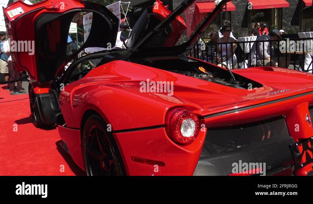 Ferrari laferrari Stock Videos & Footage - HD and 4K Video Clips - Alamy