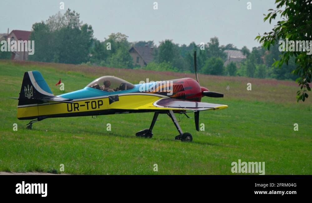 Single seater Stock Videos & Footage - HD and 4K Video Clips - Alamy