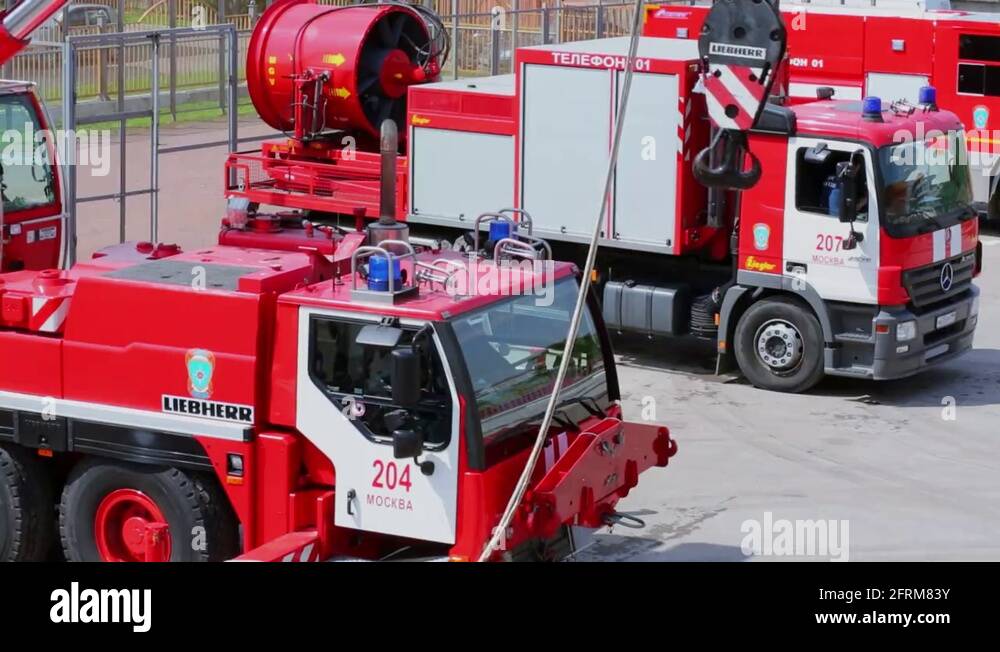 Fire truck crane Stock Videos & Footage - HD and 4K Video Clips - Alamy