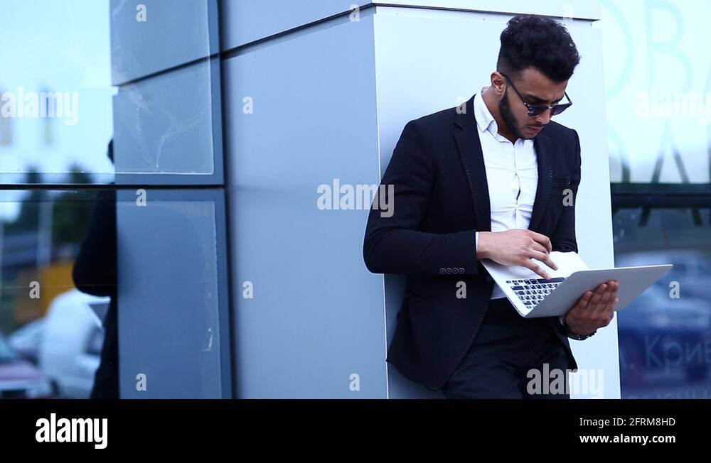 Portrait smart call center Stock Videos & Footage - HD and 4K Video ...