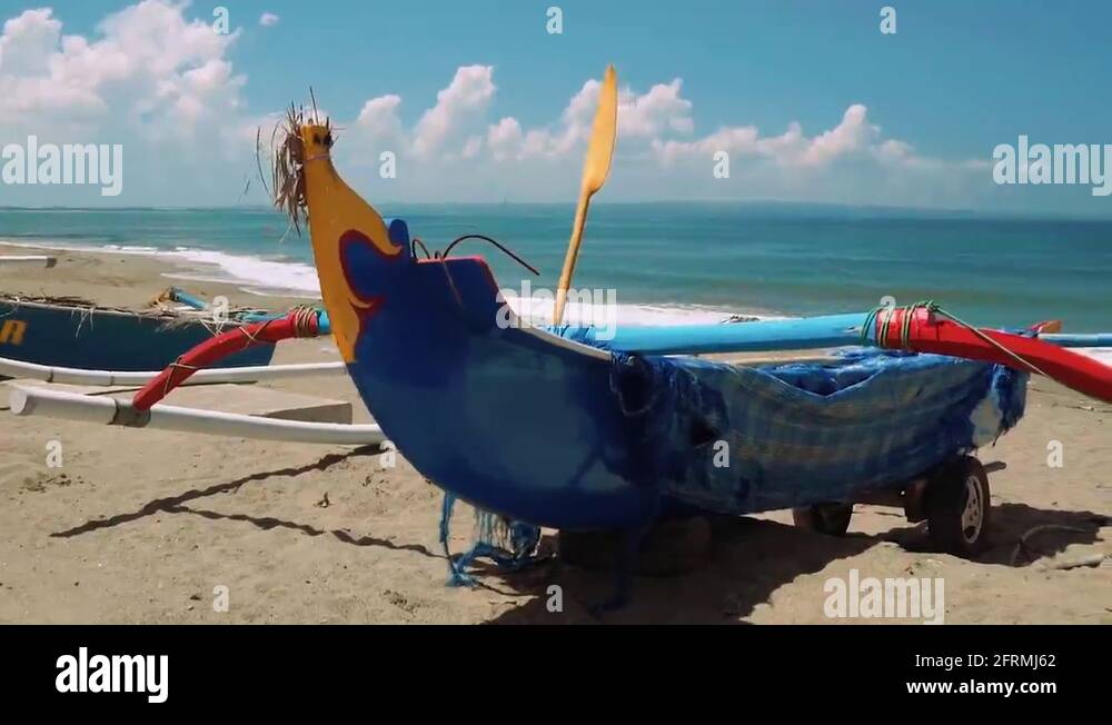 Jukung bali Stock Videos & Footage - HD and 4K Video Clips - Alamy