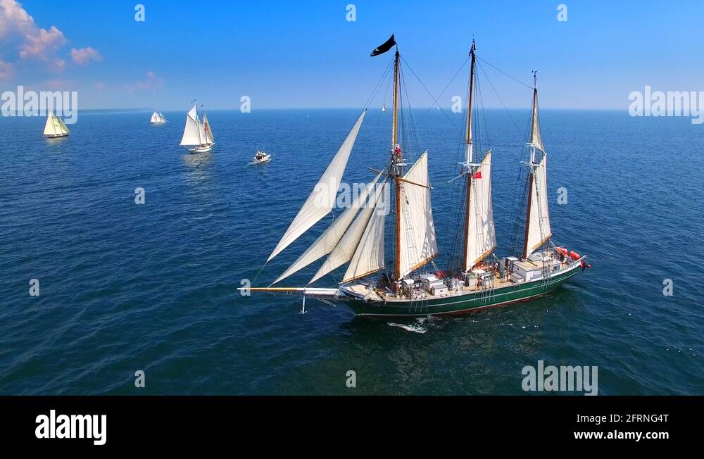 Tall ships sailing Stock Videos & Footage - HD and 4K Video Clips - Alamy