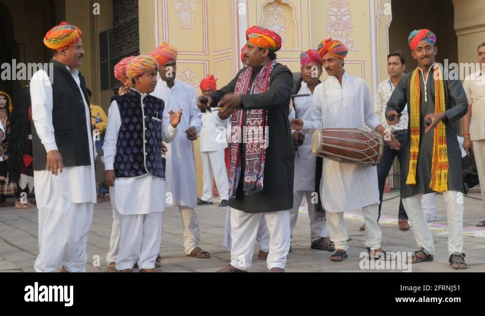 Folk gate Stock Videos & Footage - HD and 4K Video Clips - Alamy
