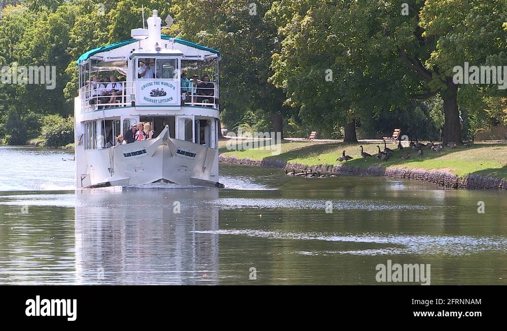 Trent severn Stock Videos & Footage - HD and 4K Video Clips - Alamy