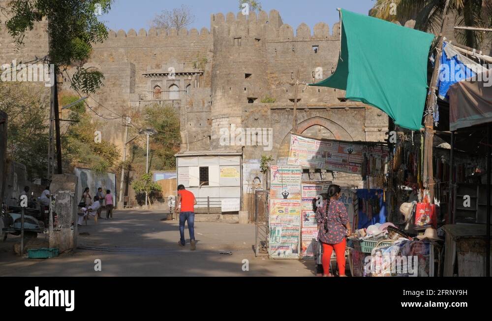 Gujarat fort Stock Videos & Footage - HD and 4K Video Clips - Alamy