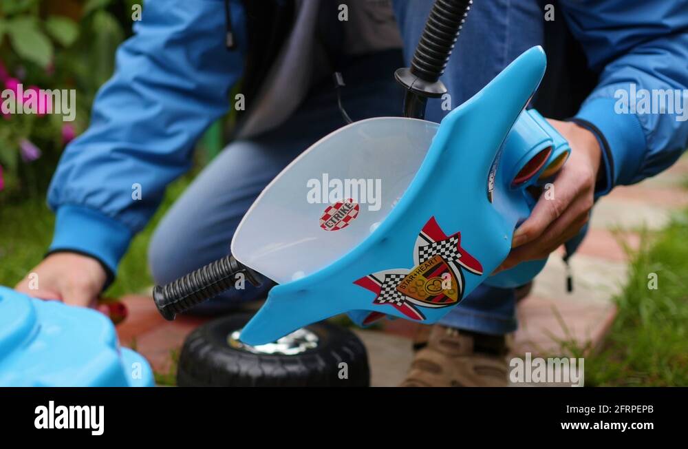 Assembly of parts Stock Videos & Footage - HD and 4K Video Clips - Alamy