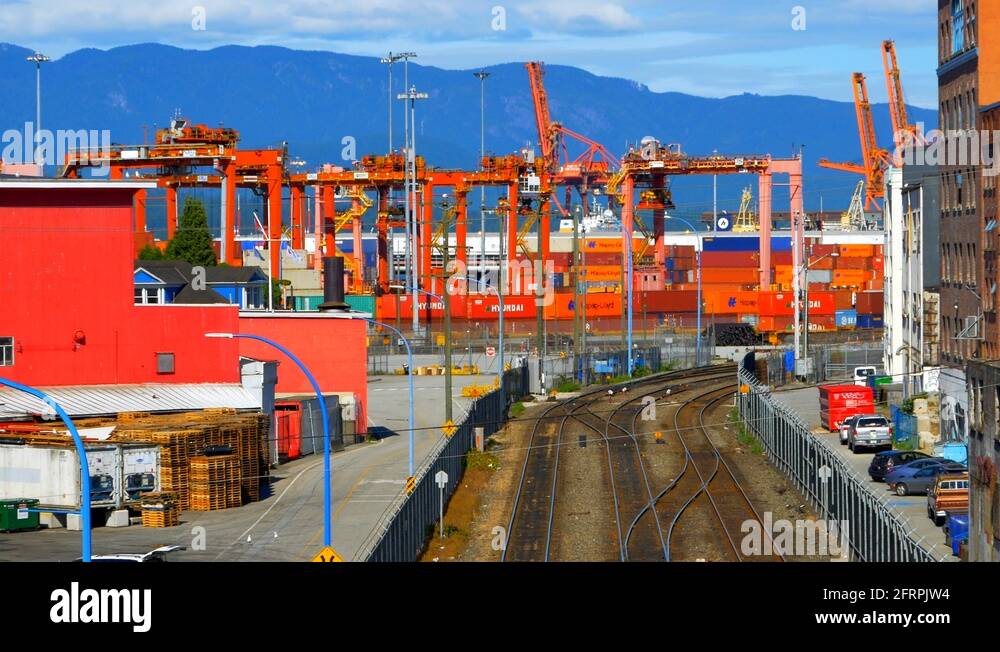Cargo facility Stock Videos & Footage - HD and 4K Video Clips - Alamy