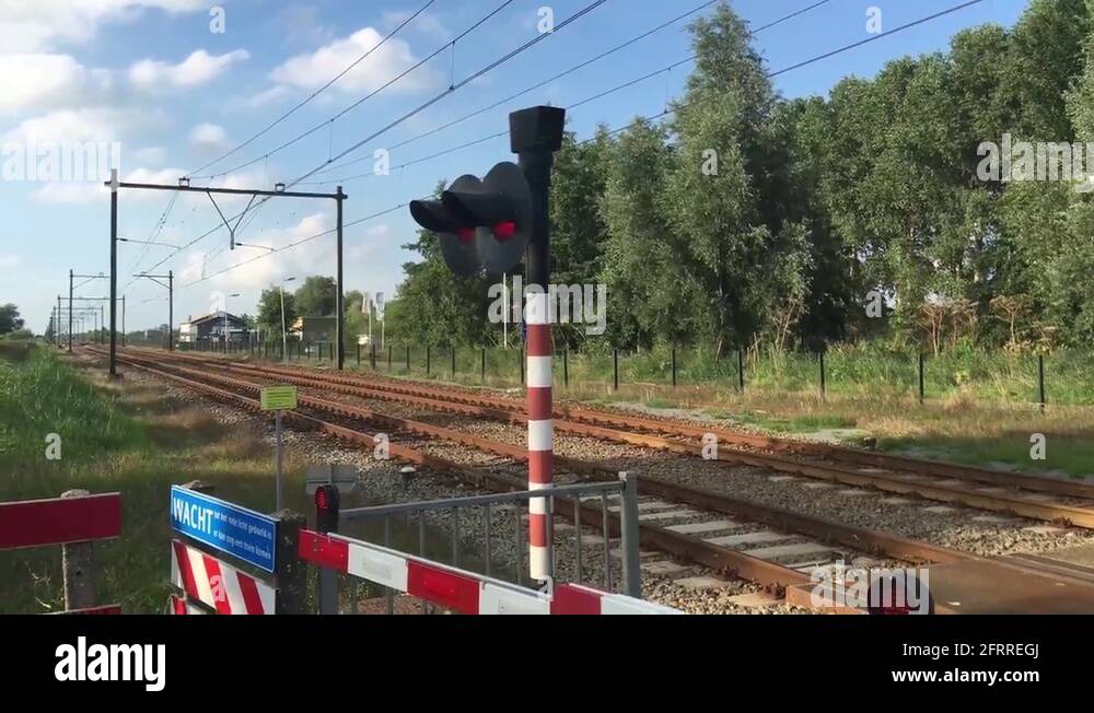 Yellow railway signal Stock Videos & Footage - HD and 4K Video Clips ...