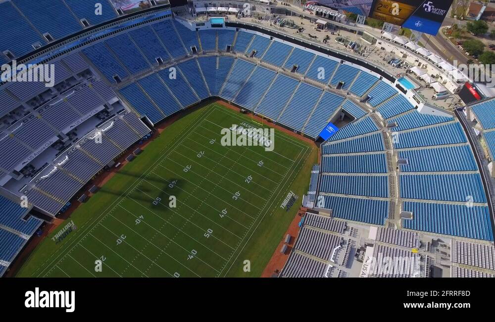 Everbank Stock Videos & Footage - HD and 4K Video Clips - Alamy