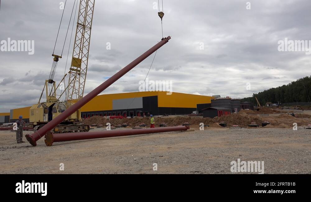 Lifting prop Stock Videos & Footage - HD and 4K Video Clips - Alamy