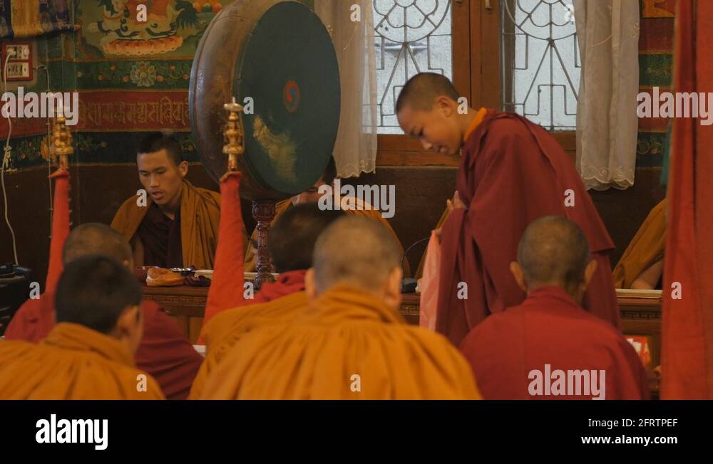 Nepal monks temple ceremony Stock Videos & Footage - HD and 4K Video ...