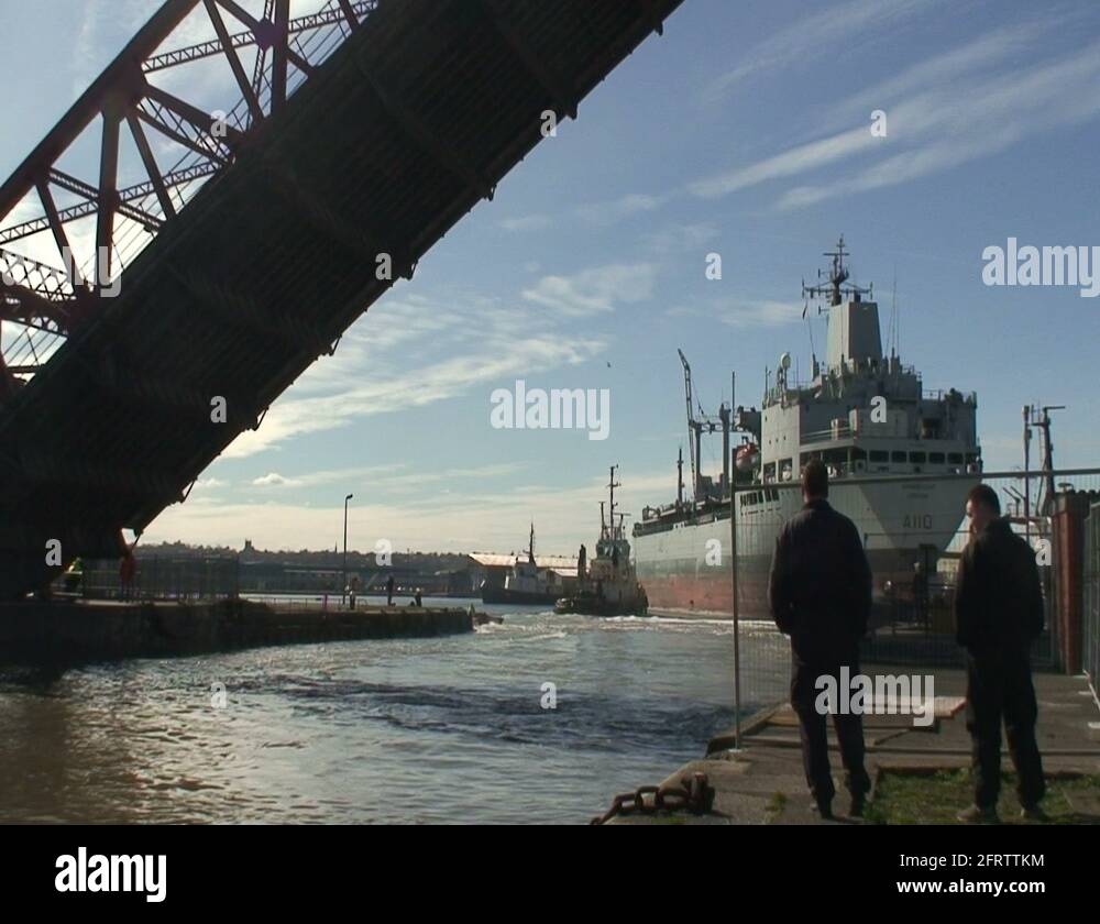 Dock bridge Stock Videos & Footage - HD and 4K Video Clips - Alamy