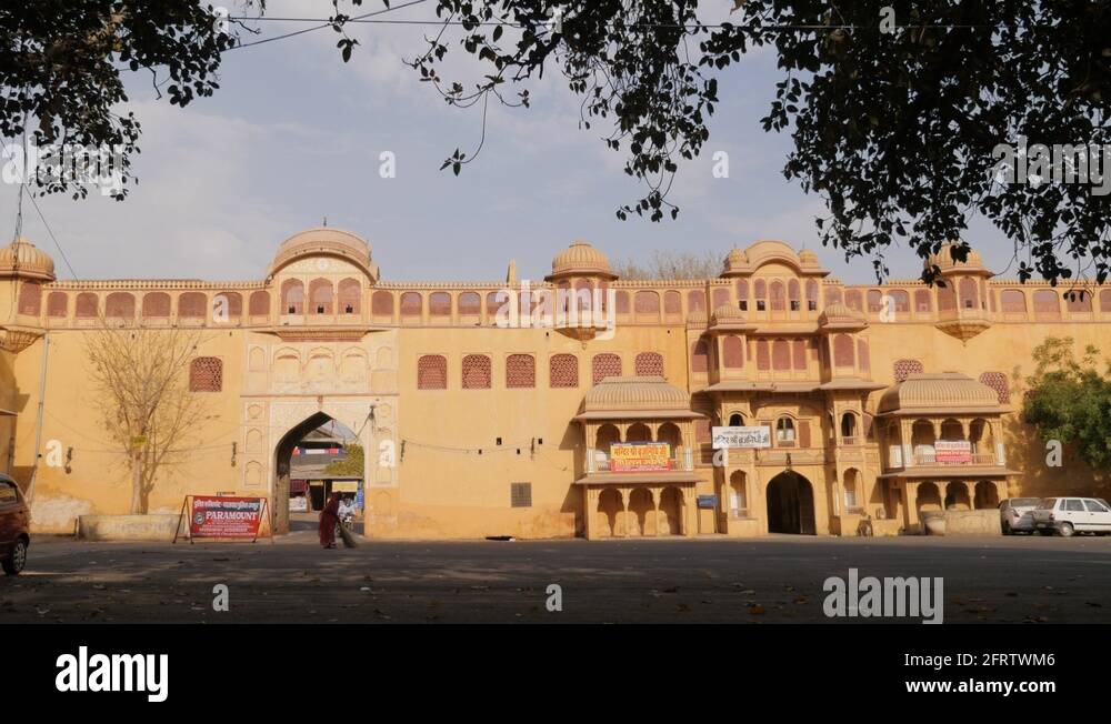 Indian palace gate Stock Videos & Footage - HD and 4K Video Clips - Alamy
