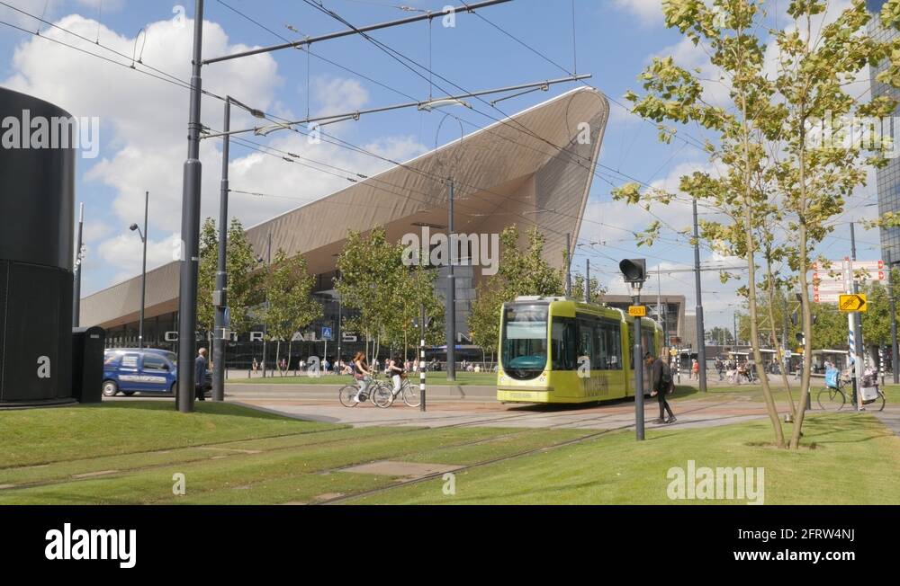 Rotterdam railway Stock Videos & Footage - HD and 4K Video Clips - Alamy