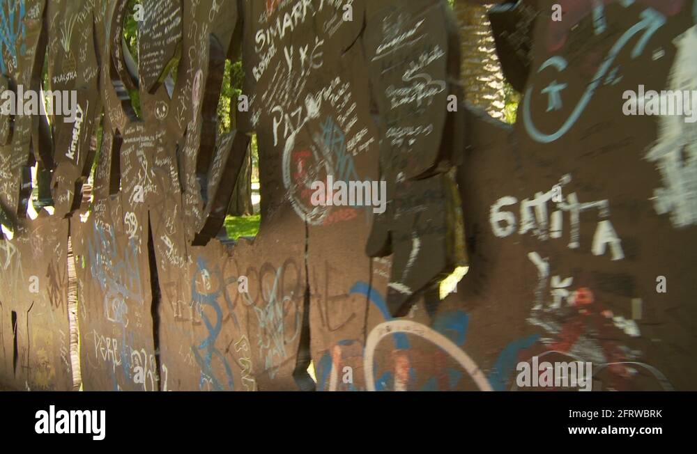 Art crime graffiti Stock Videos & Footage - HD and 4K Video Clips - Alamy