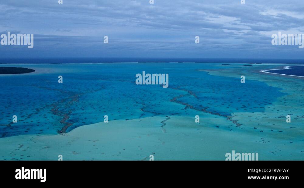 Coral reef lagoon Stock Videos & Footage - HD and 4K Video Clips - Alamy