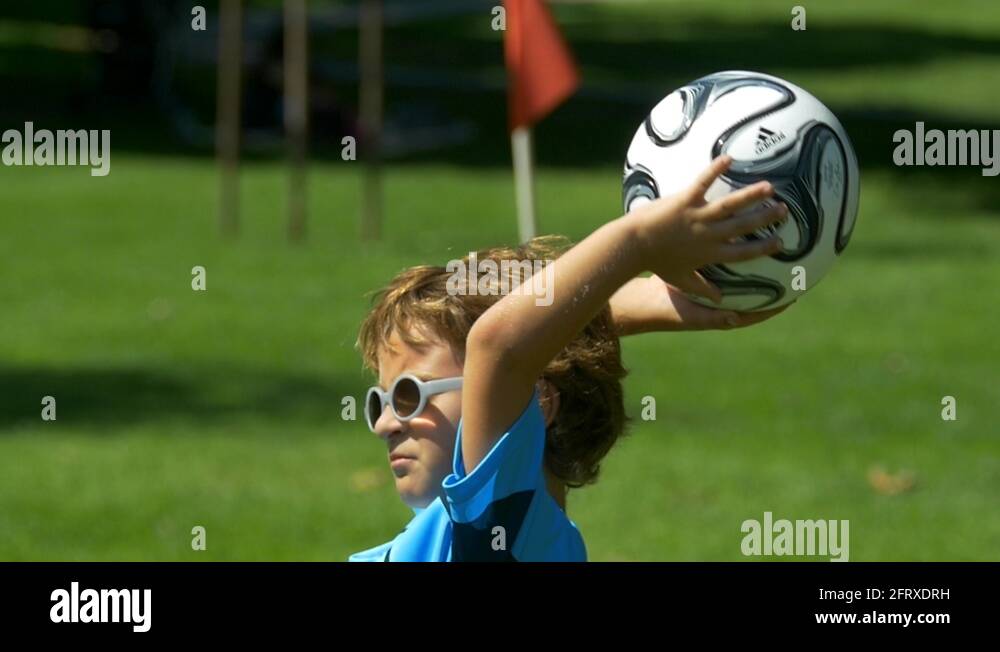 Throw ins Stock Videos & Footage - HD and 4K Video Clips - Alamy