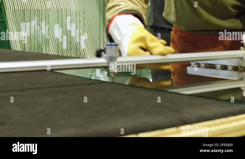 Glass workers Stock Videos & Footage - HD and 4K Video Clips - Alamy