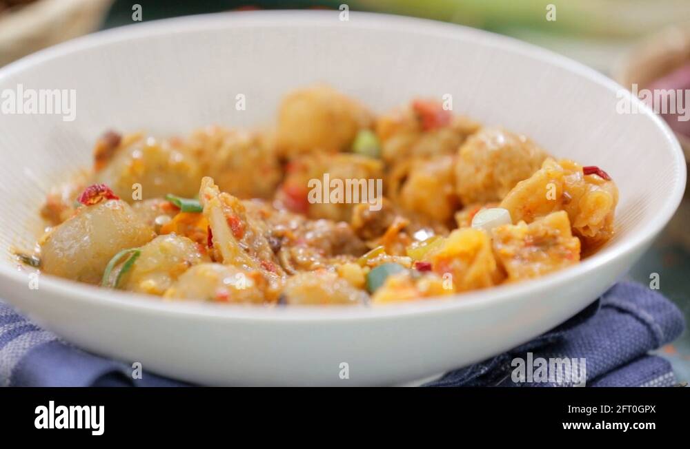 Spicy thai fish stew Stock Videos & Footage - HD and 4K Video Clips - Alamy