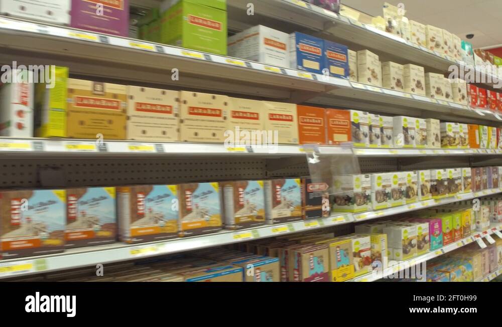 Snack food isle Stock Videos & Footage - HD and 4K Video Clips - Alamy
