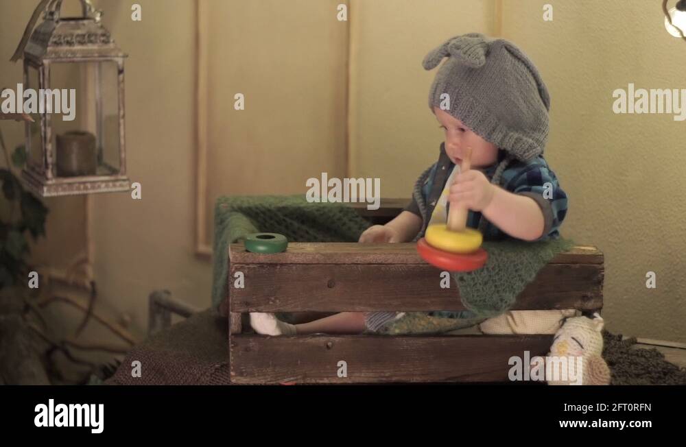 Electric pyramid Stock Videos & Footage - HD and 4K Video Clips - Alamy