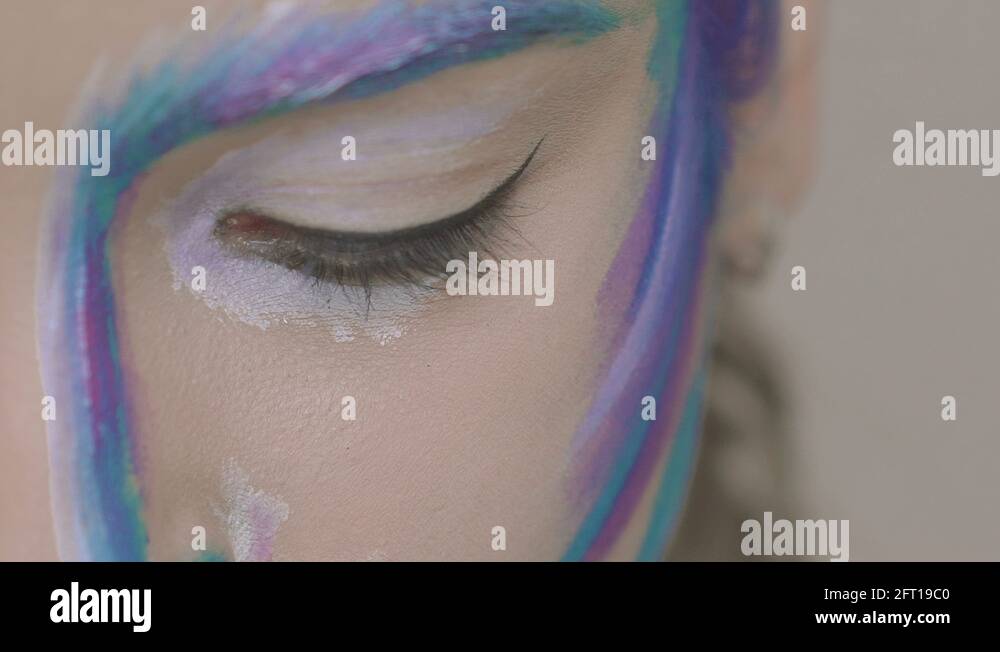 Snow Queen Eye Makeup