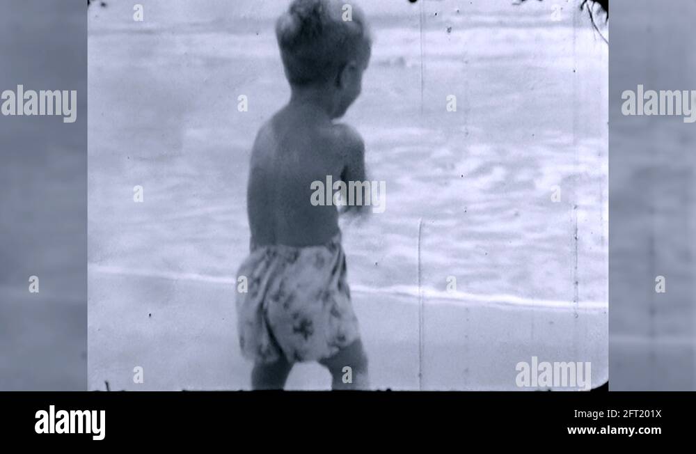 Dwarf midget man Stock Videos & Footage - HD and 4K Video Clips - Alamy