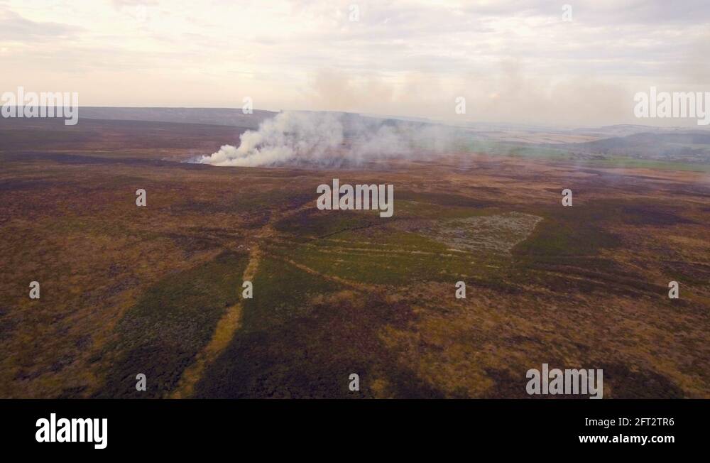 Wildfire uk aerial Stock Videos & Footage - HD and 4K Video Clips - Alamy